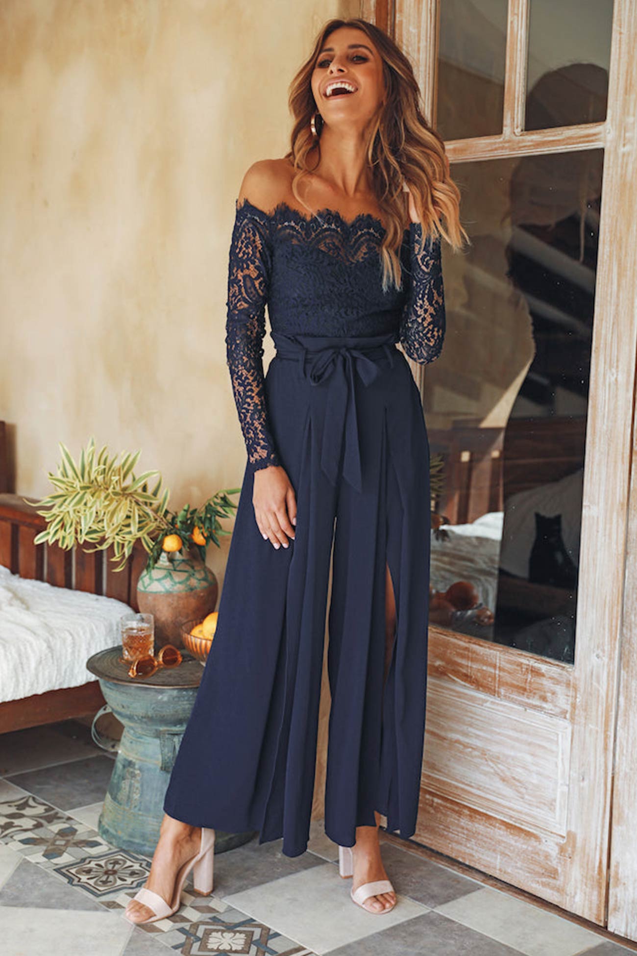 Velavie - Off Shoulder Jumpsuit Met Kant En Hoge Split – Zanda Fashion